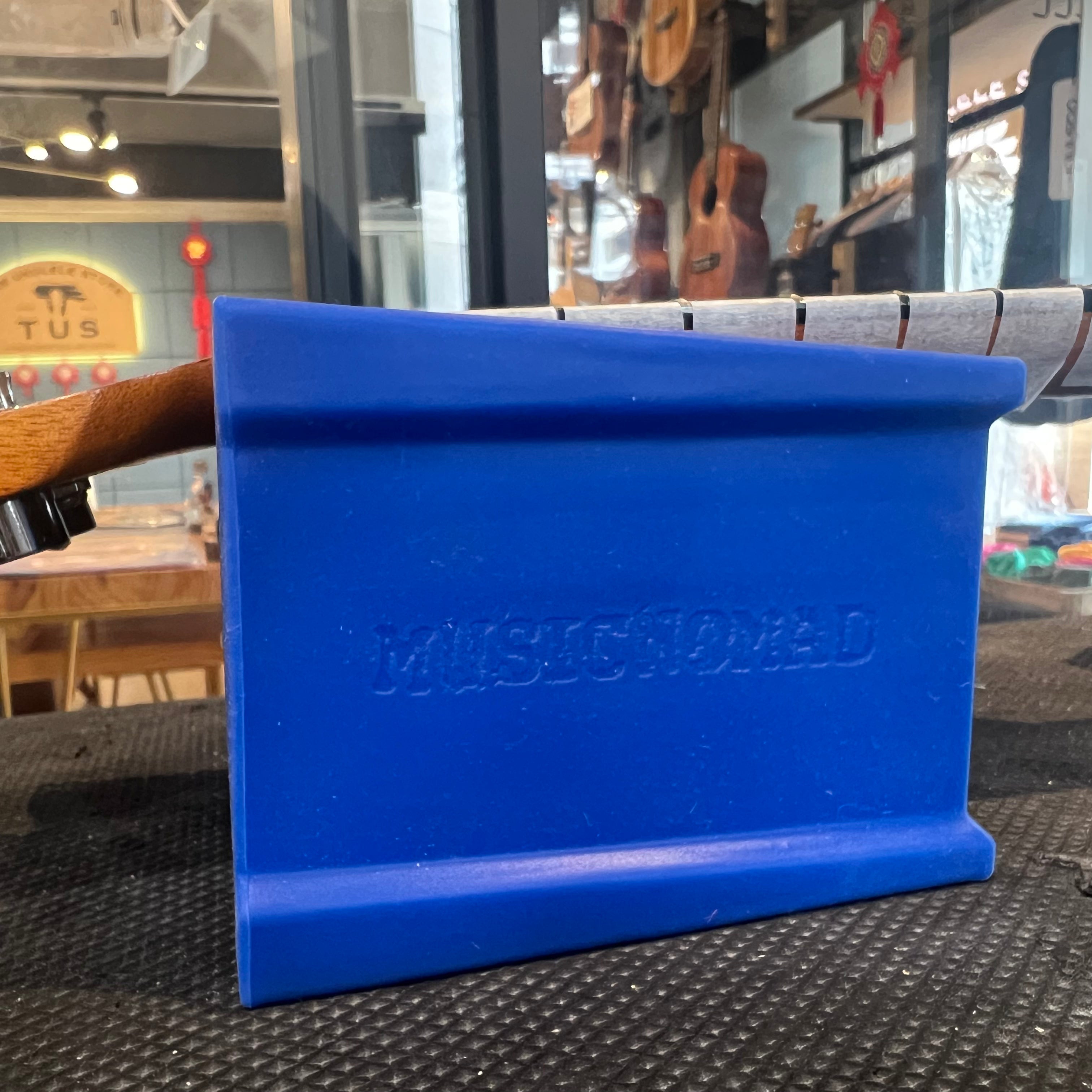 Music Nomad Cradle Cube String Instrument Neck Support 樂器維修頸枕 – The ...